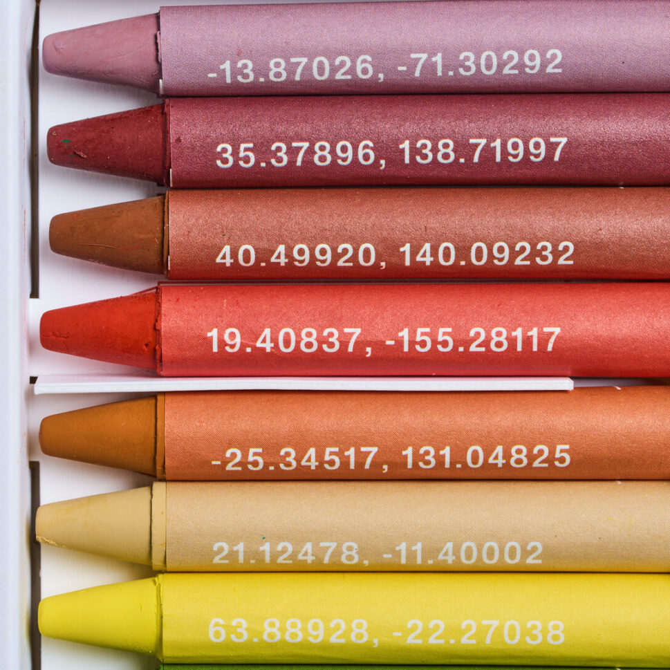 Crayons – 12 unnamed colors - Japan House London